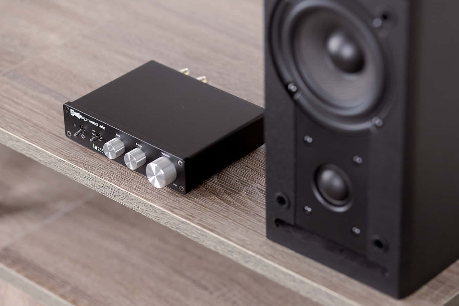 iA255.1 Ultra-Compact Integrated Amplifier – Rogersound Labs